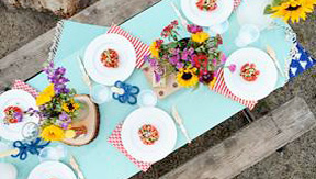 3 Sizzling Summer Dinner Party Themes
